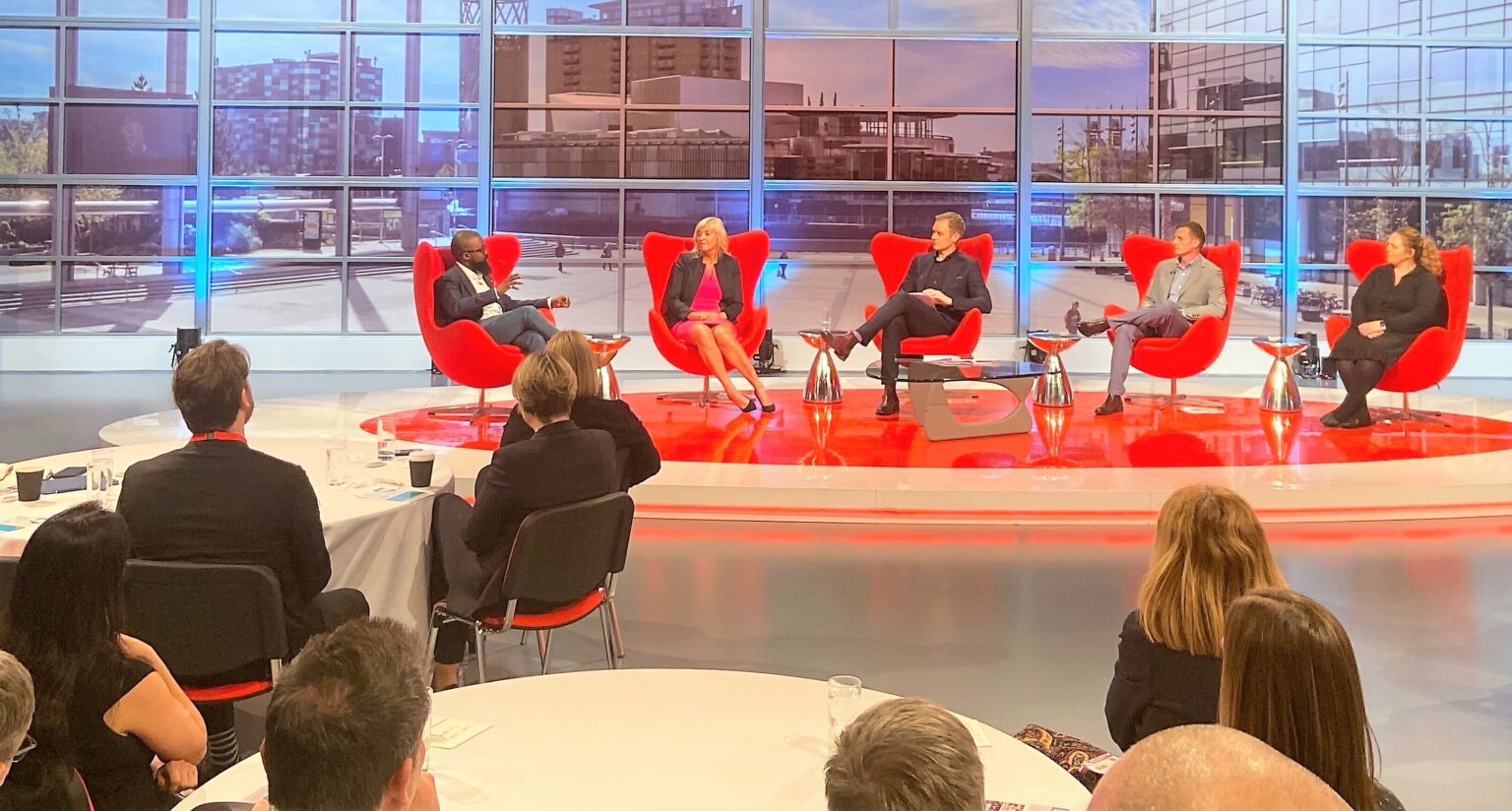 Why conversation is key to building an engaged workforce - Softwire